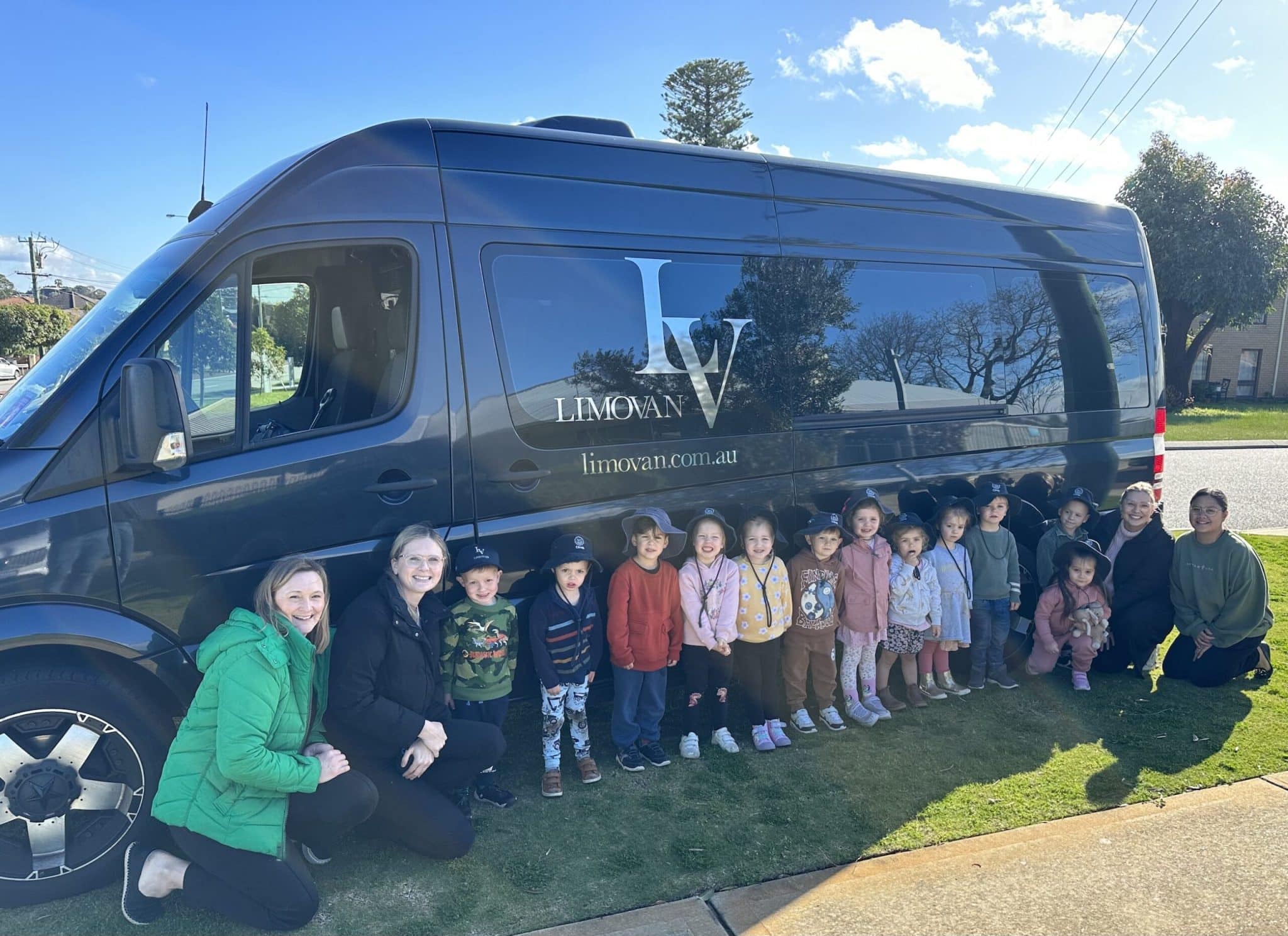 Party Bus Perth | Hire Luxury Party Bus & Limo Bus Services