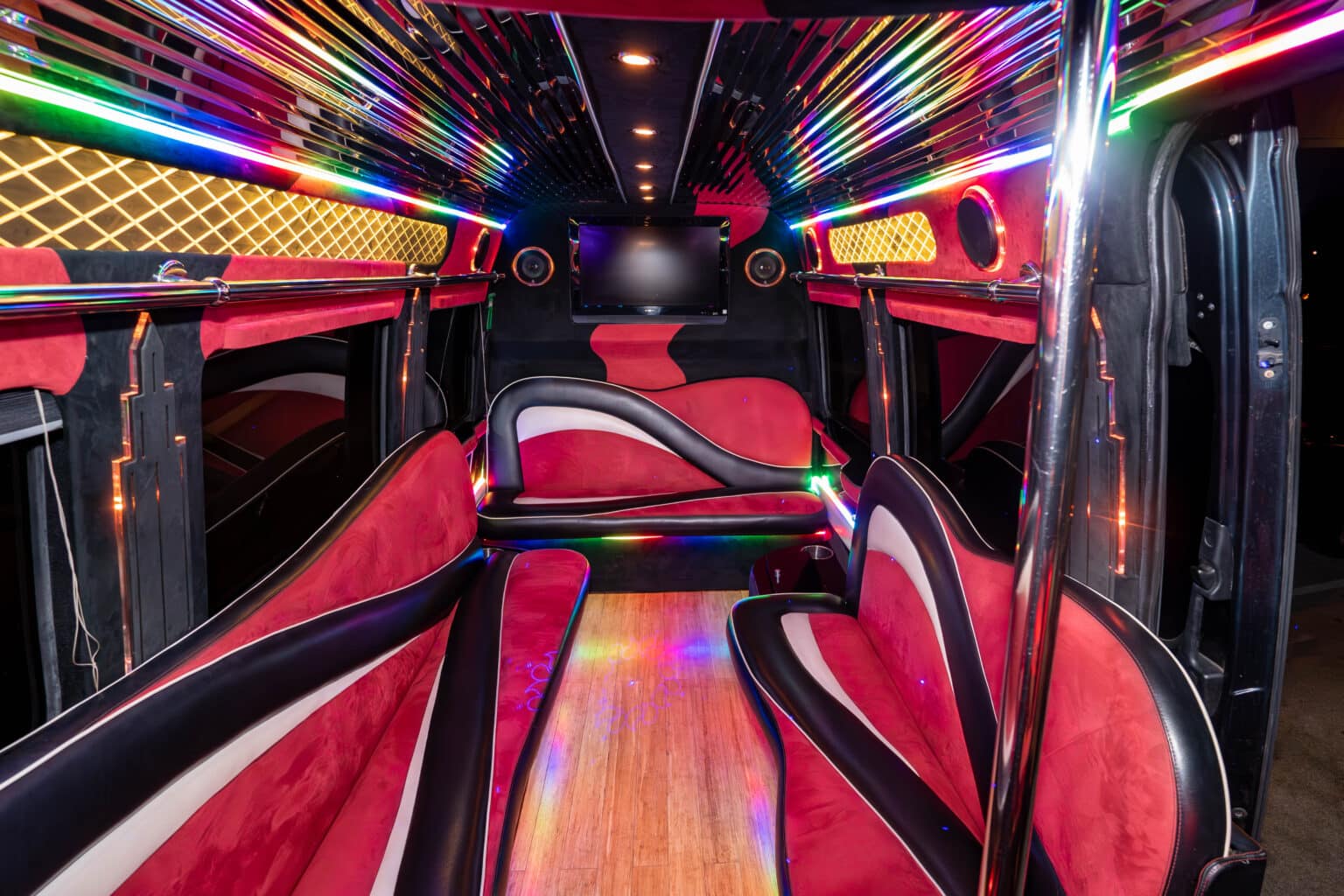 #1 Party Bus Perth | Luxury Party Bus Hire Perth | Limovan